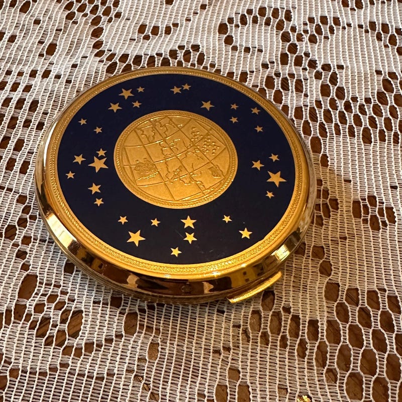 Vintage Blue Powder Compact - Etsy