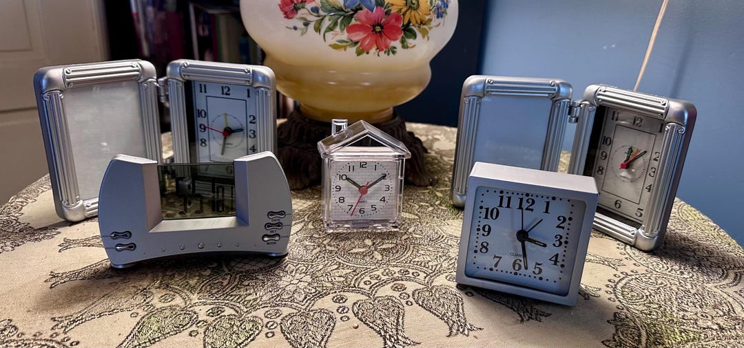 5 Desk Clocks, Picture Frame Side Clock, Mini Analog Clear House Alarm ...