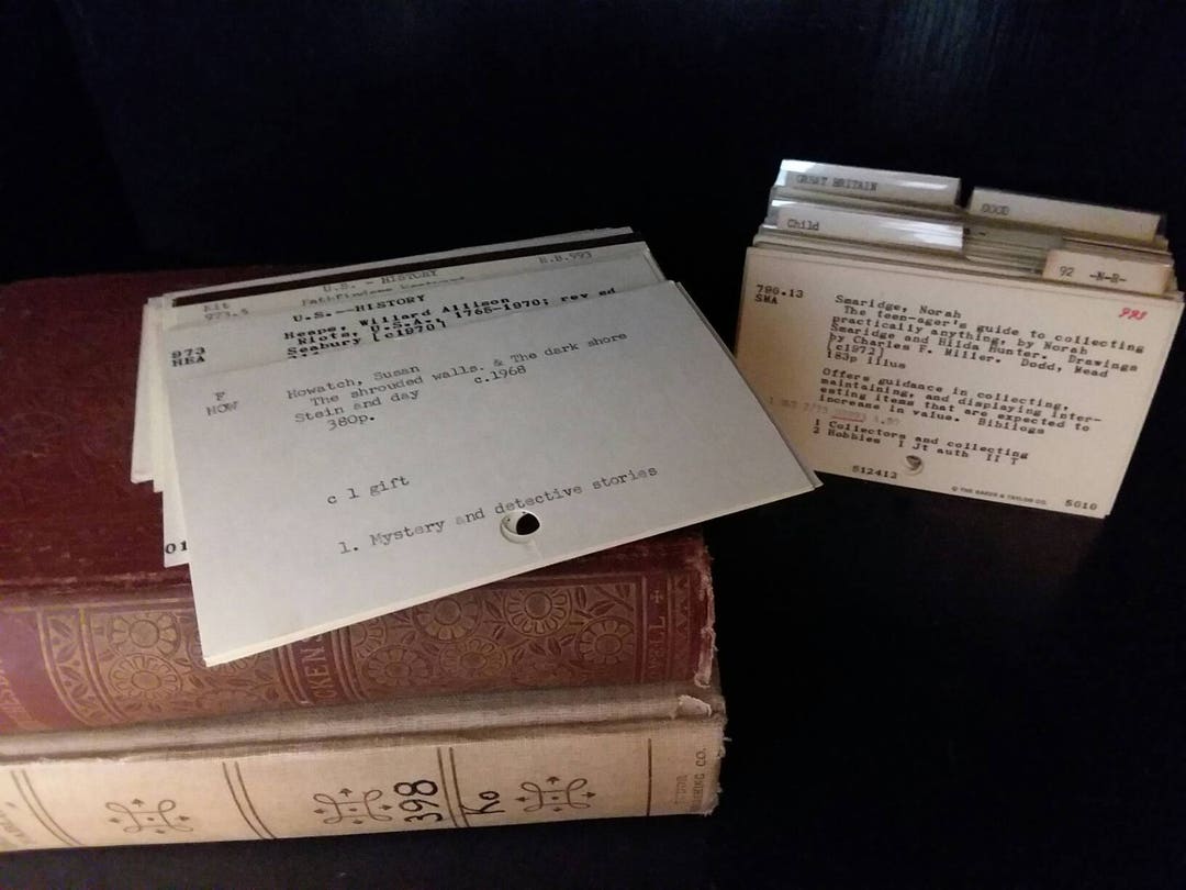 LARGE LOT of 500 Cards, Dewey Decimal Library Cards, Card Catalog Card ...