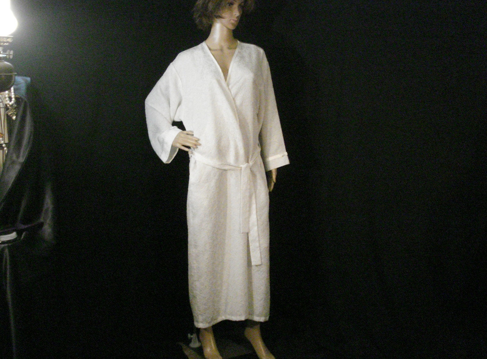 Oscar De La Renta Robe White Sophisticated Chic Designer Robe | Etsy