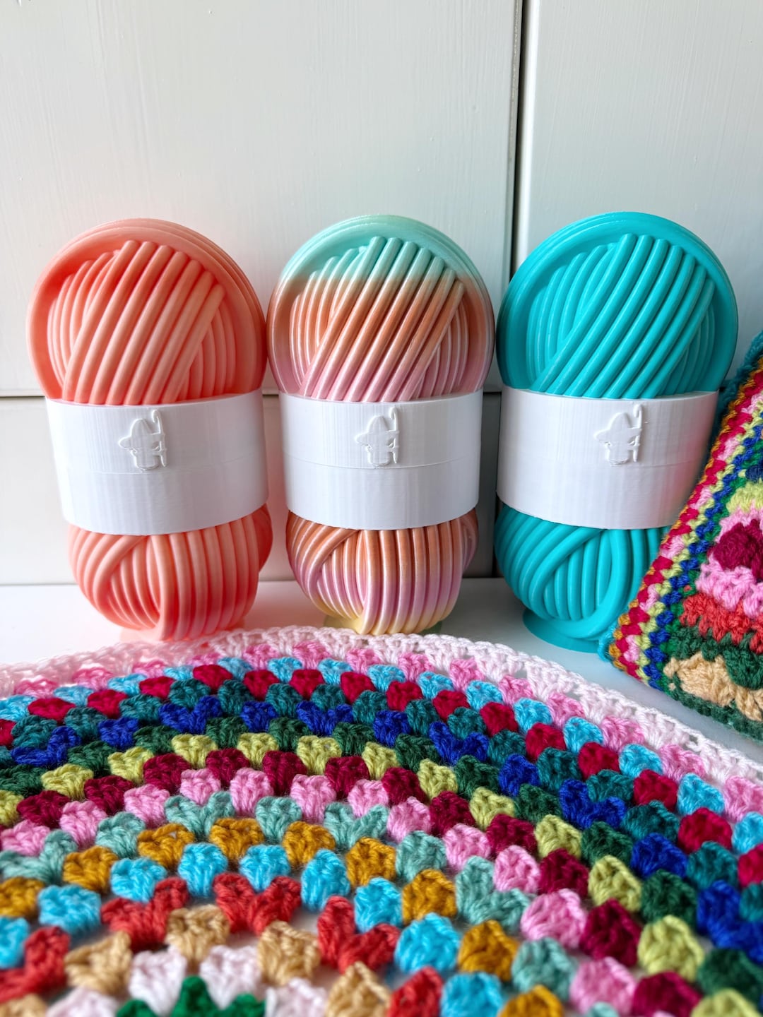 Yarn Ball Surprise Pot With Contrast Band, Crochet Gift Set, 3D Printed ...