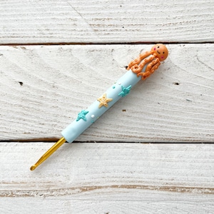 Blue Octopus Crochet Hook, Handmade Ergonomic Sea Life Crochet Hooks ...
