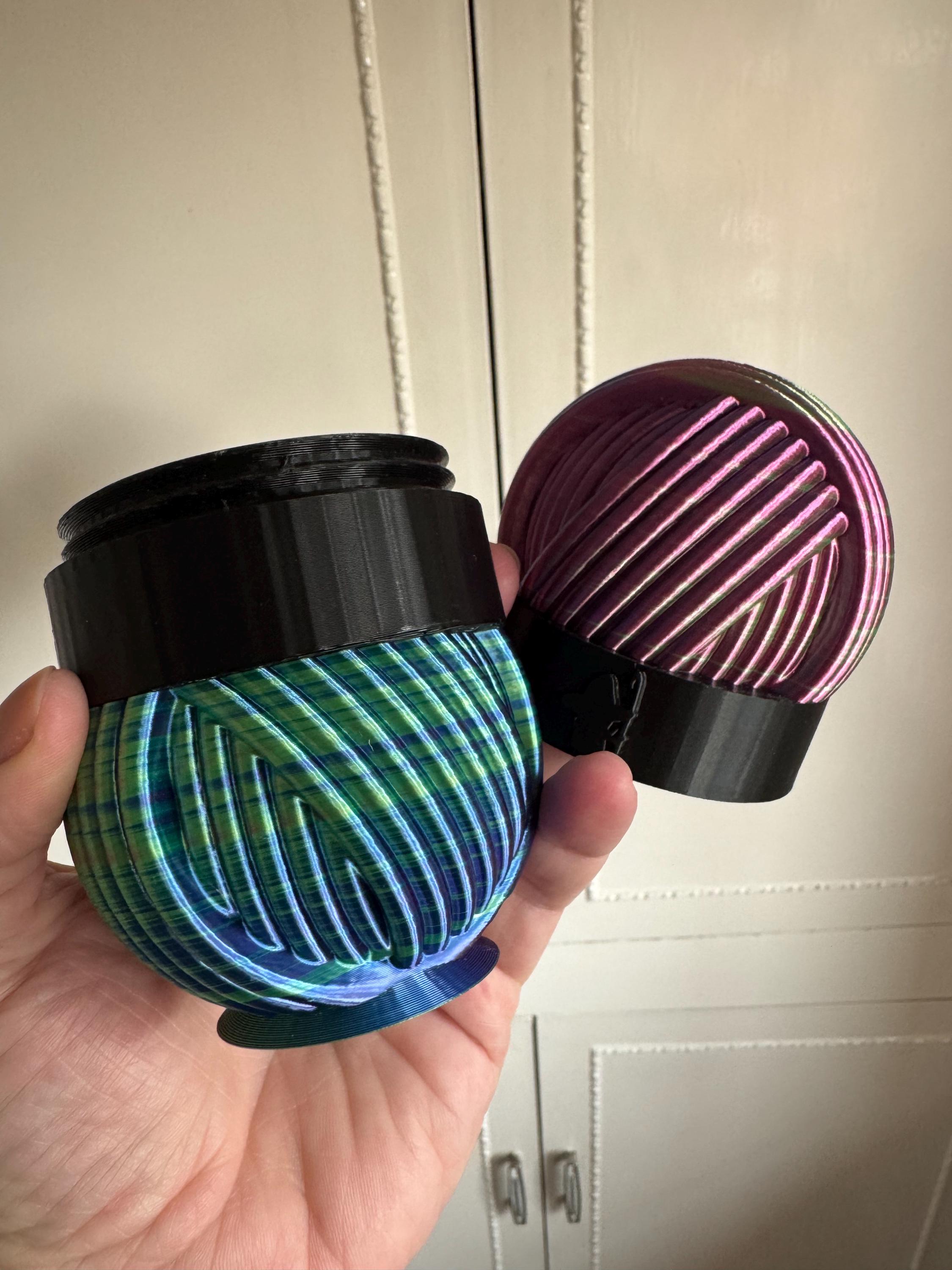 Mini Yarn Ball Surprise Pot, Small 3D Printed Ball of Wool Container - Etsy