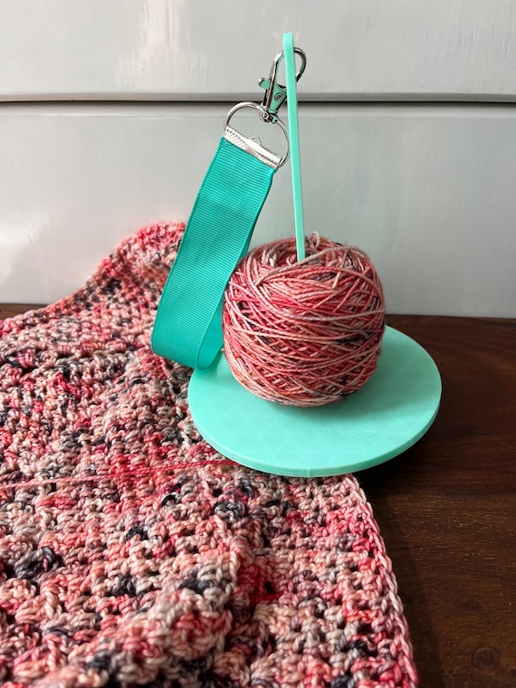 Yarn Holder Knitting Pattern Home Knitting Kit Felted Baskets In