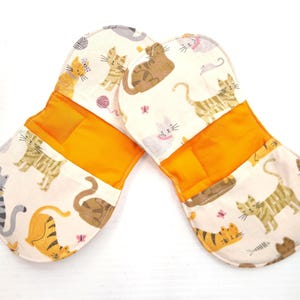 Magnetic Mini Microwave/oven Finger Mitts x2. Great for Easy Access ...