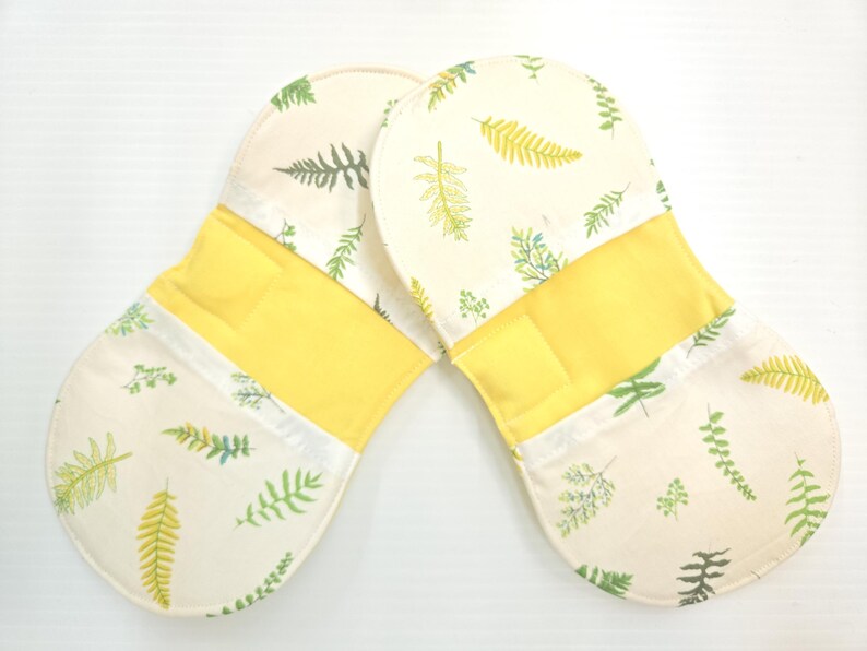 Magnetic Mini Microwave/oven Finger Mitts (x2). Great for Easy Access ...