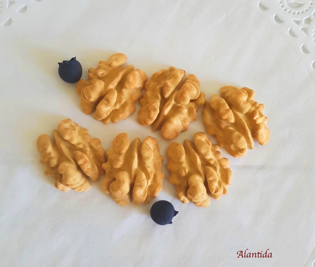 Fake Walnut Faux Walnut Cupcake Decor Cake Artificial Walnut for Art ...