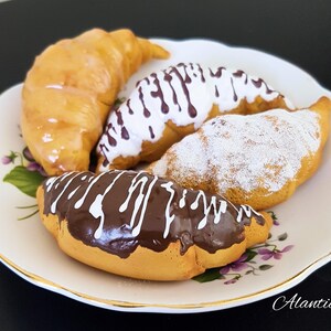 Fake Mini Croissant Display Dessert Bakery Display Faux Croissant Fake ...