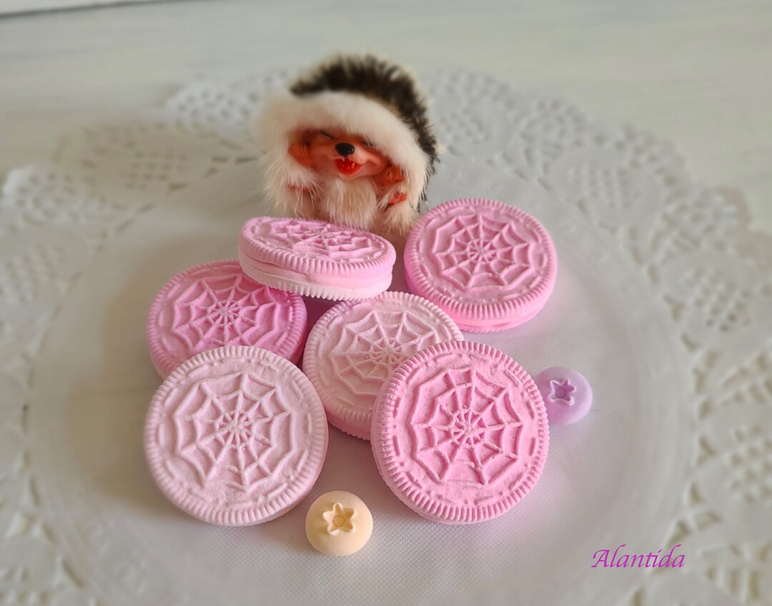 Fake Cookie Halloween Web Cookies Display Decor Halloween Decor Faux ...