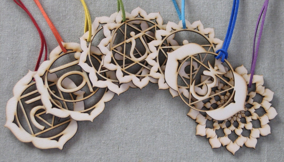 Wood Chakra Set, Wooden Seven Chakras, Chakras Wall Art, 7 Chakras ...