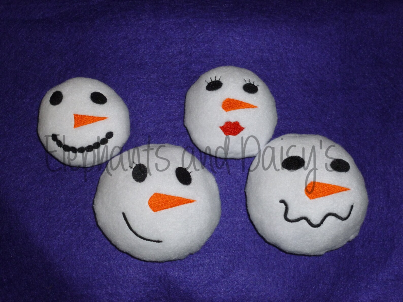 Snowballs Embroidery Design File - Etsy UK