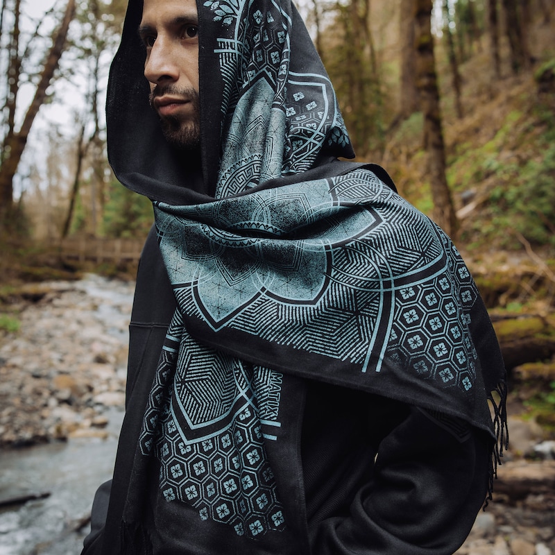 Rave Pashmina - Etsy