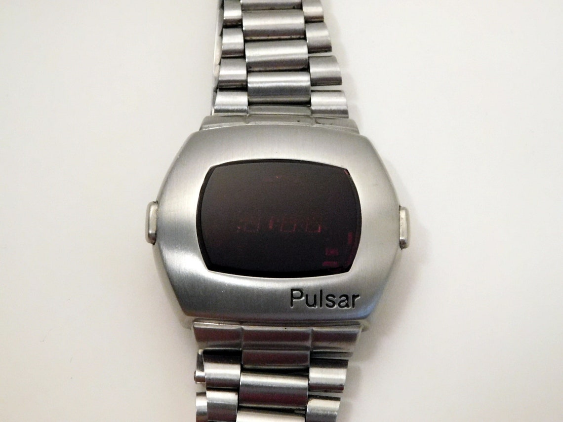 Vintage Stainless Steel Pulsar P3 Led Time & Date Watch - Etsy