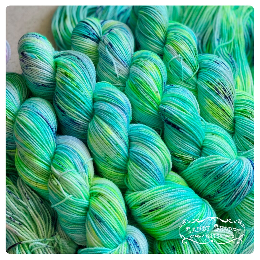 Aloha DK Bloom - Etsy