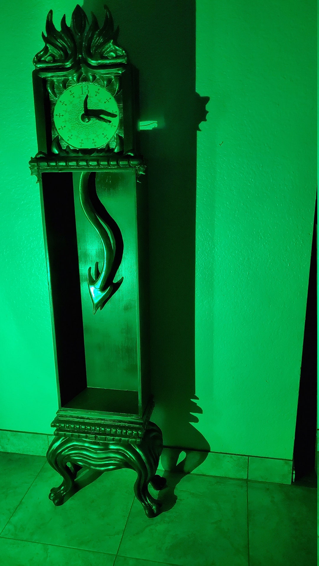 FULL SIZE Animatronic 13 Hour Clock - Etsy