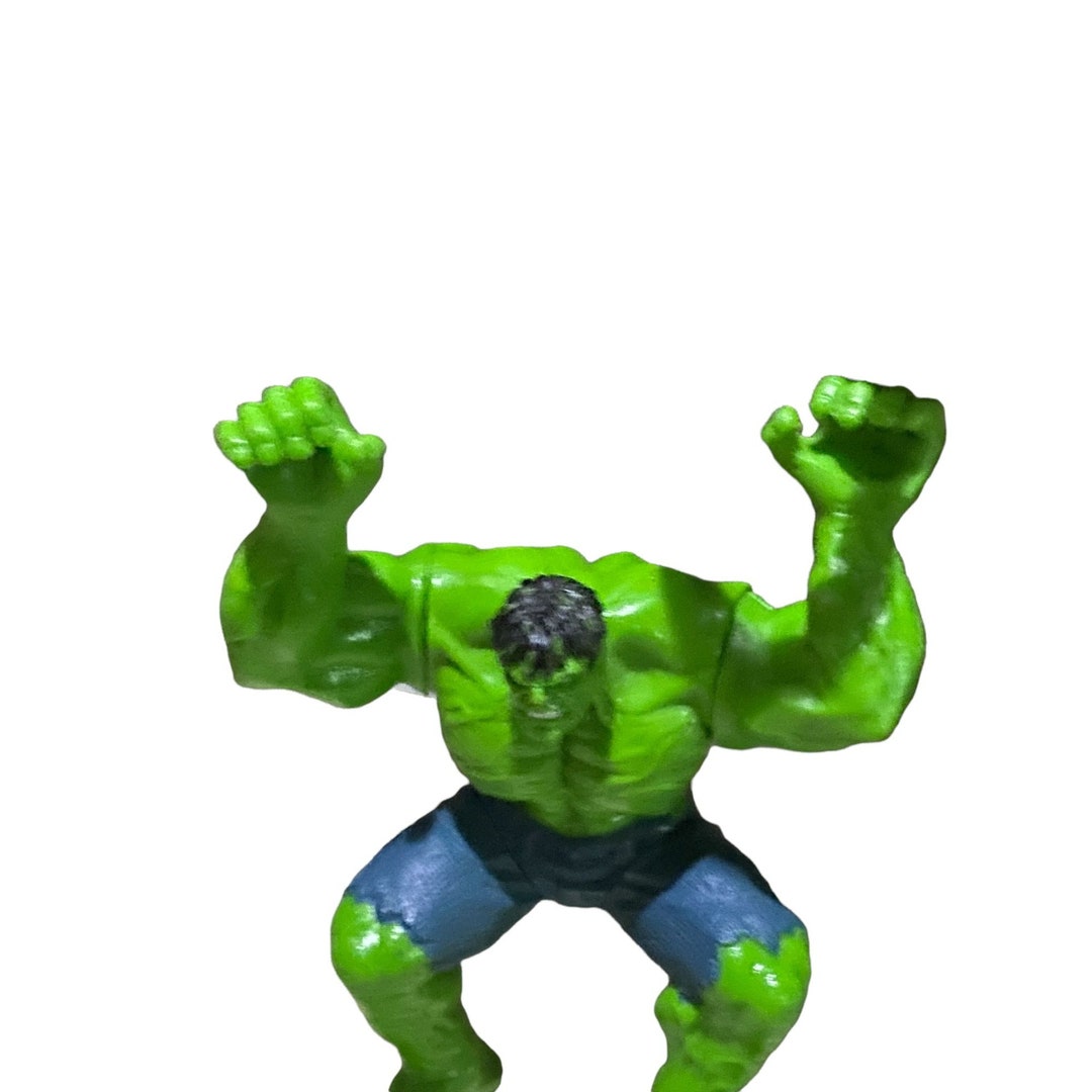 Action Figure Hasbro Marvel Super Hero Incredible Hulk Sitting Position ...