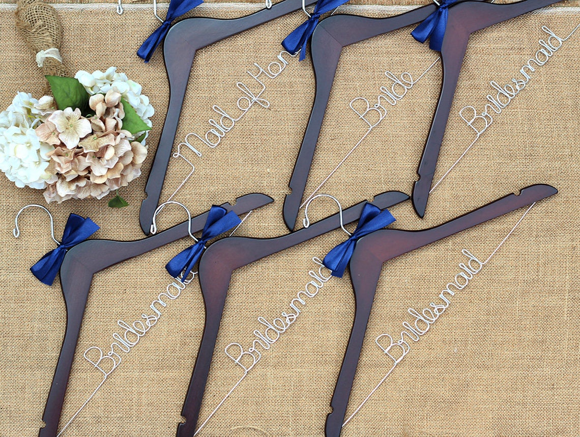 Set of 6 Bridal Party Hangers, Personalized Custom Wire Hangers ...
