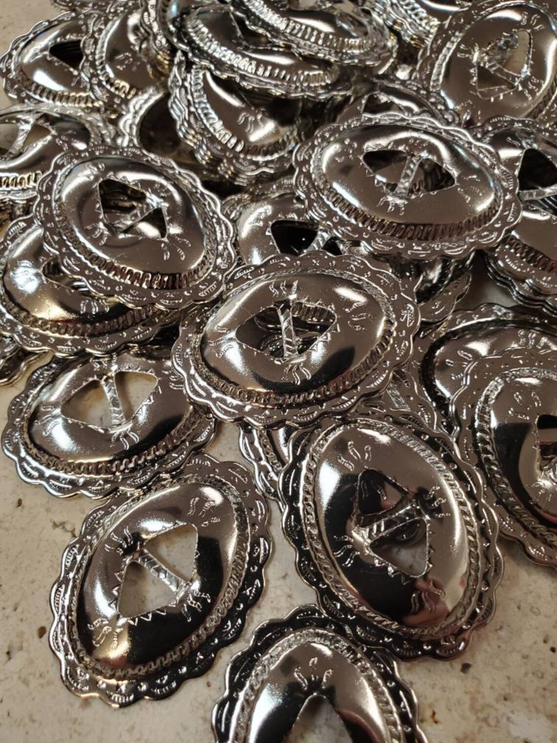 Silver Tone Small Etched Southwestern Oval Conchos 6 Pieces - Etsy Norway