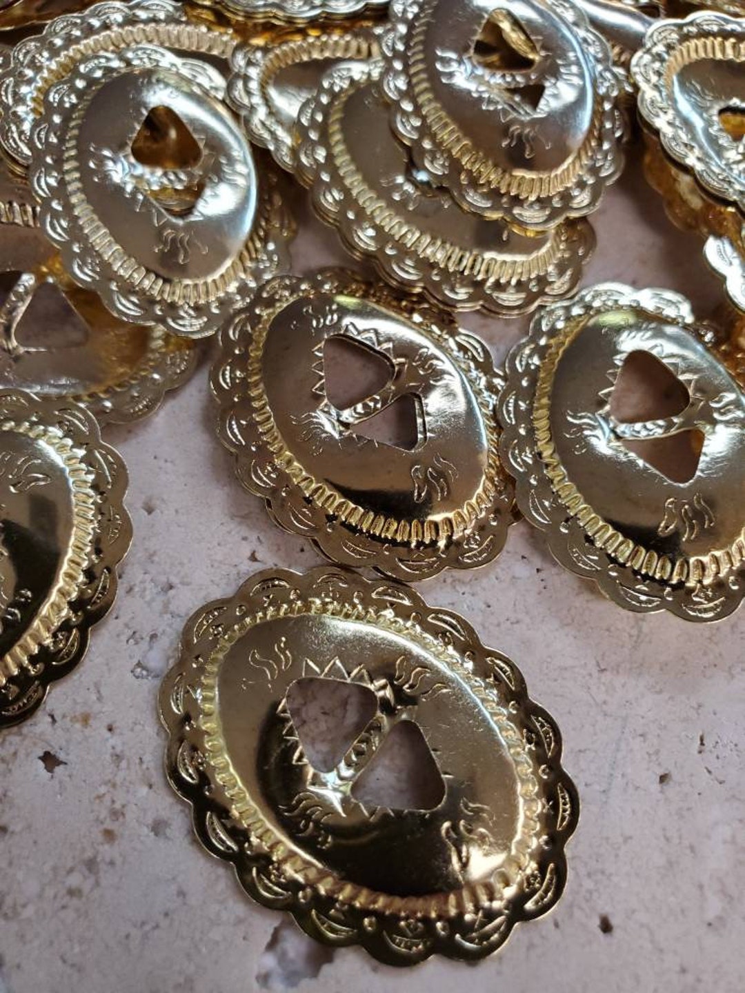 Gold Tone Small Etched Southwestern Oval Conchos (6 Pieces) - Etsy