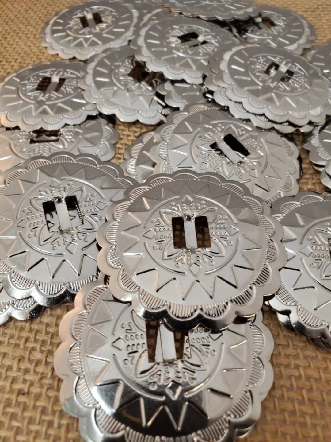 Large Round Star Scalloped Conchos (6 Pieces) - Etsy