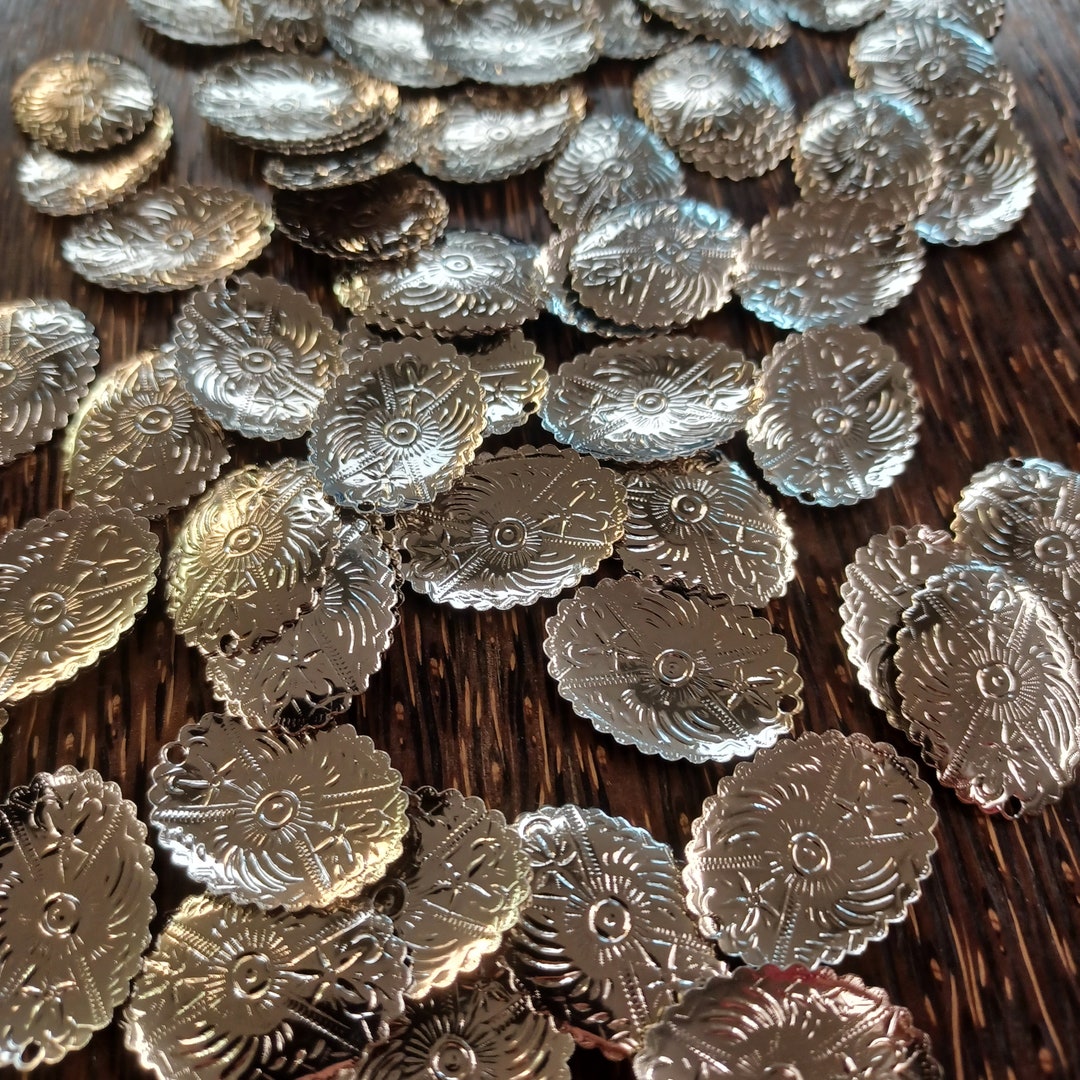 Silver Engraved Oval Concho Charms (10 Pieces) - Etsy