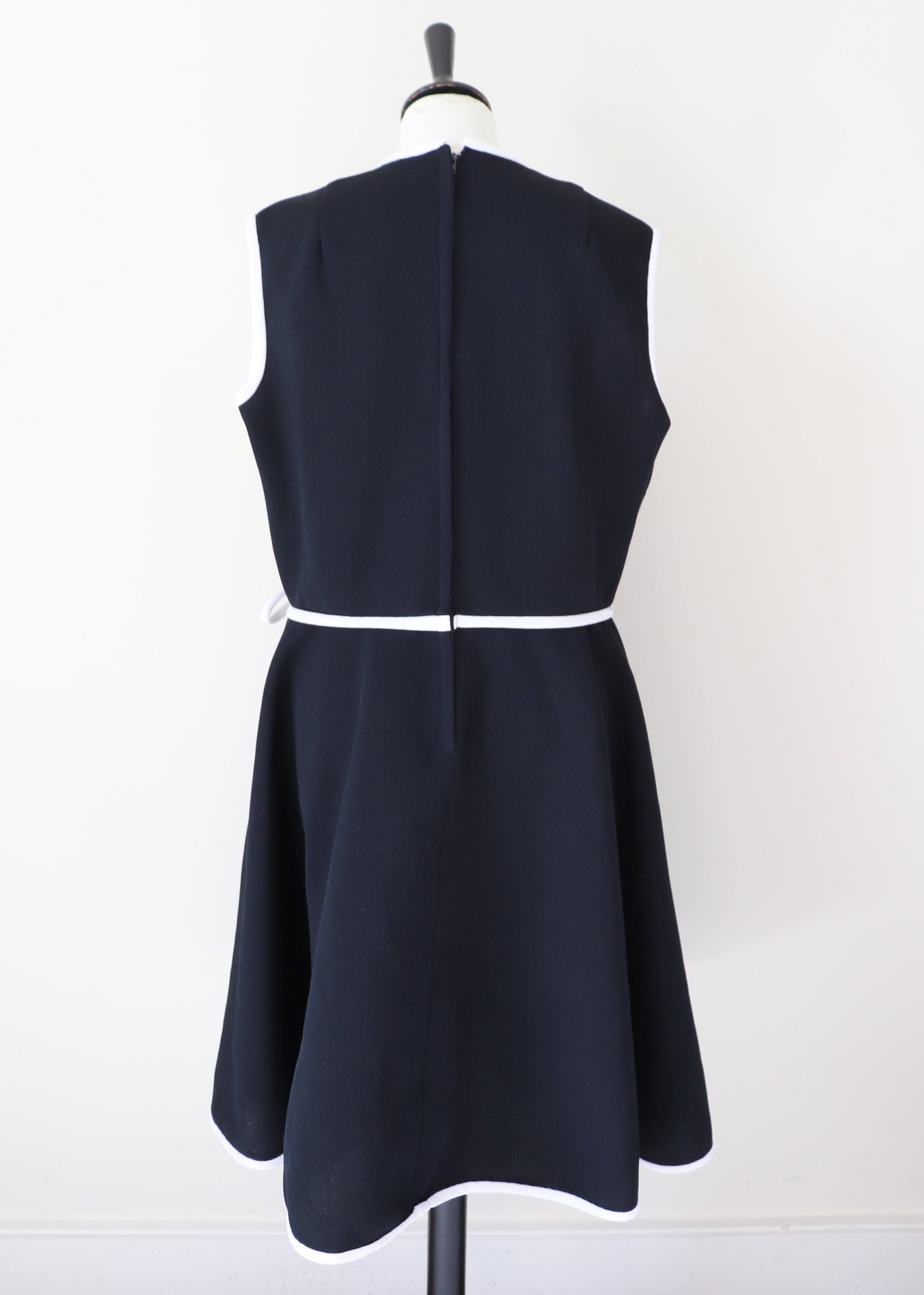 1960s Vintage Mod Dress - Tom Jones of Mayfair - Black / White - Fit L ...