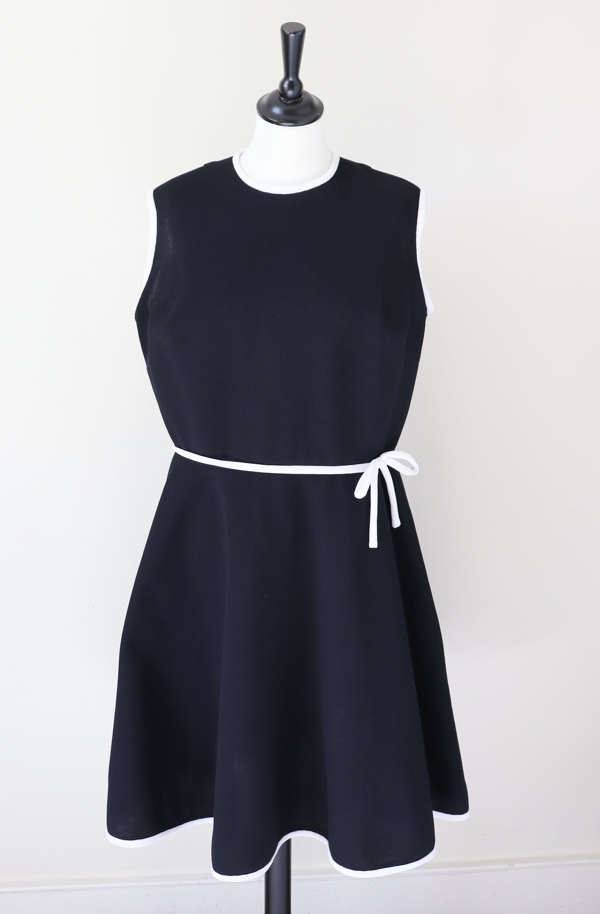 1960s Vintage Mod Dress - Tom Jones of Mayfair - Black / White - Fit L ...