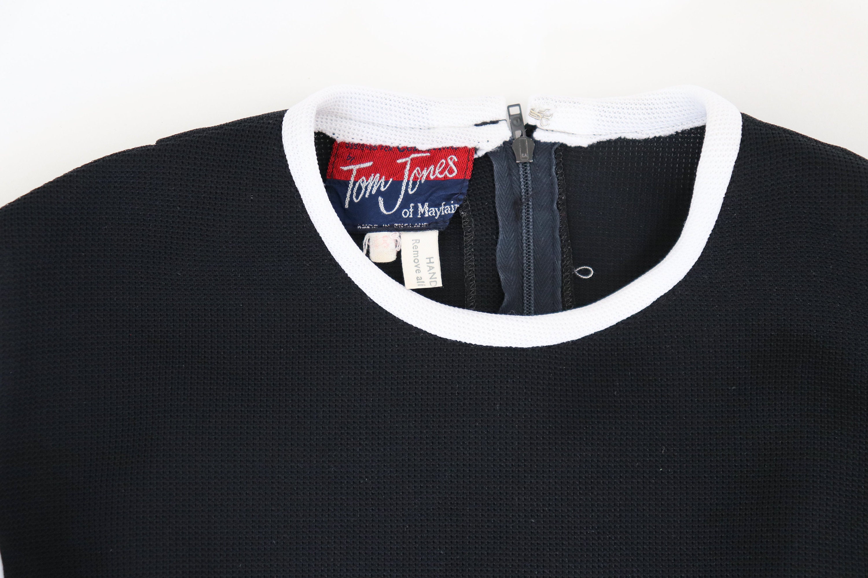 1960s Vintage Mod Dress - Tom Jones of Mayfair - Black / White - Fit L ...