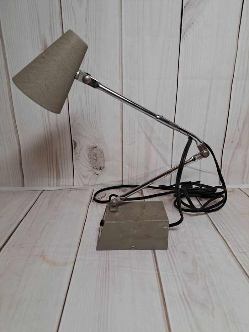 Vintage Tenson Mid Century Modern Desk Lamp / Tenson "anvil" Model 4975 ...