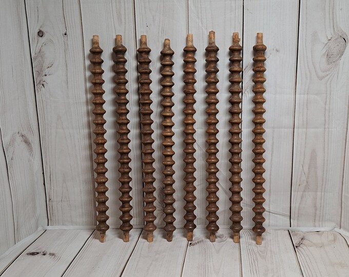 Set of 8 Salvaged Wood Spindles / Wood Turnings - Etsy