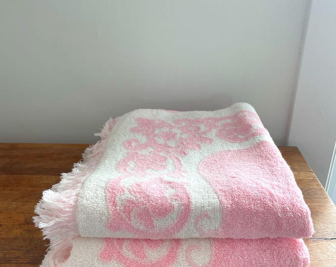 Vintage Pink Floral Towels - Set of 2 - Etsy
