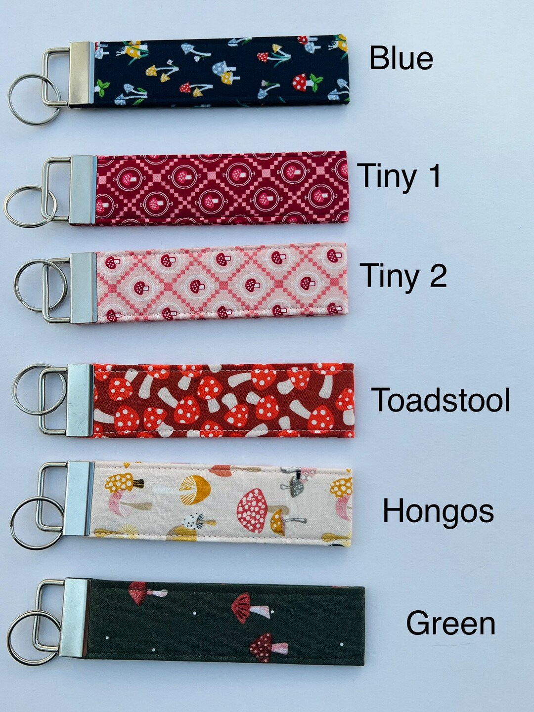 Mushroom Key Fob Wristlet, Cotton Fabric, Wristlet Keychain, Toadstool ...