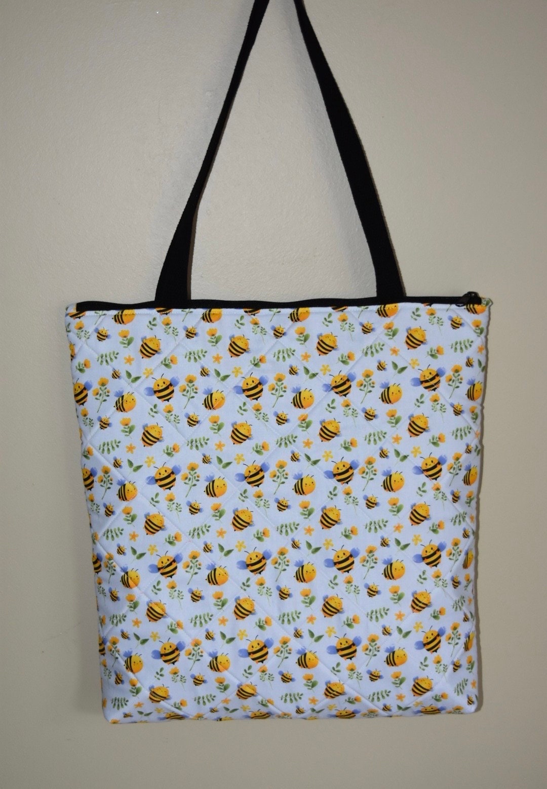 SALE Bee Print Handmade Quilted Tote Bag, Zipper Bag, Shoulder Bag ...