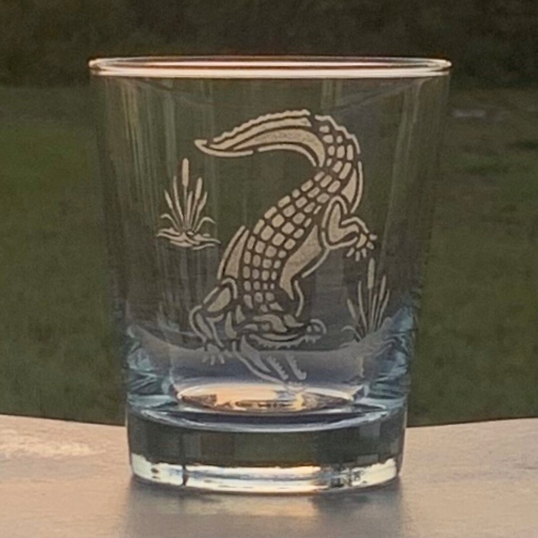 ALLIGATOR GIFT, Alligator Lowball Glass, Etched Glass, on the Rocks ...