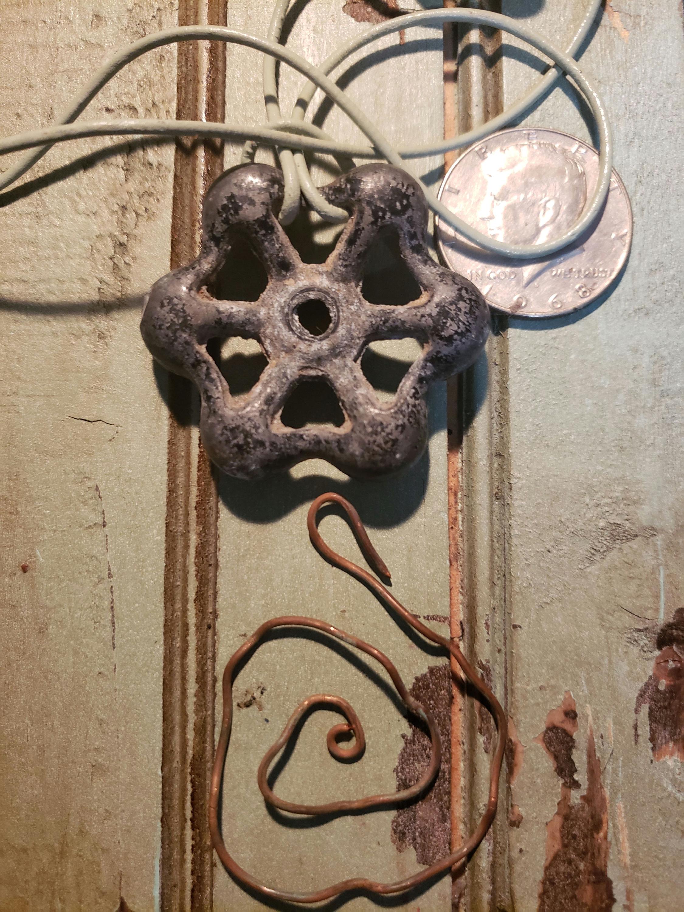Salvaged Spicket Valve, Upcycled Metal Piece for Mixed Media Art - Etsy