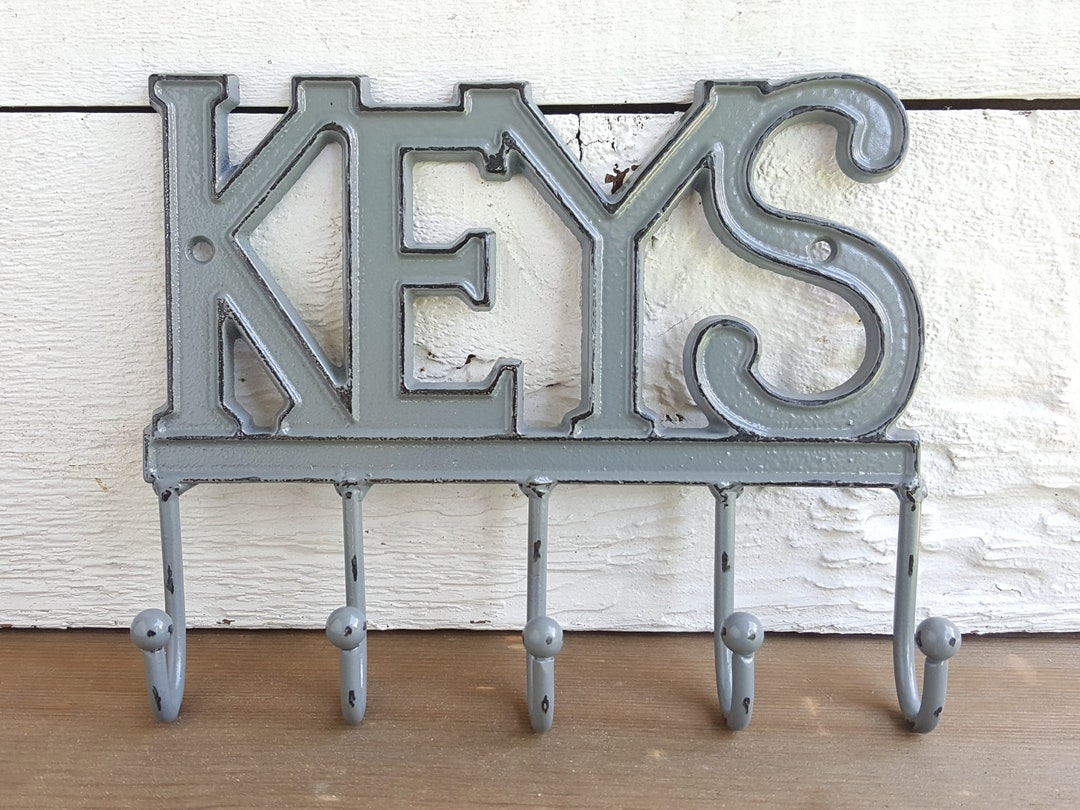 Rustic Gray Key Holder for Wall, Metal Key Rack Organizer, Cast Iron ...