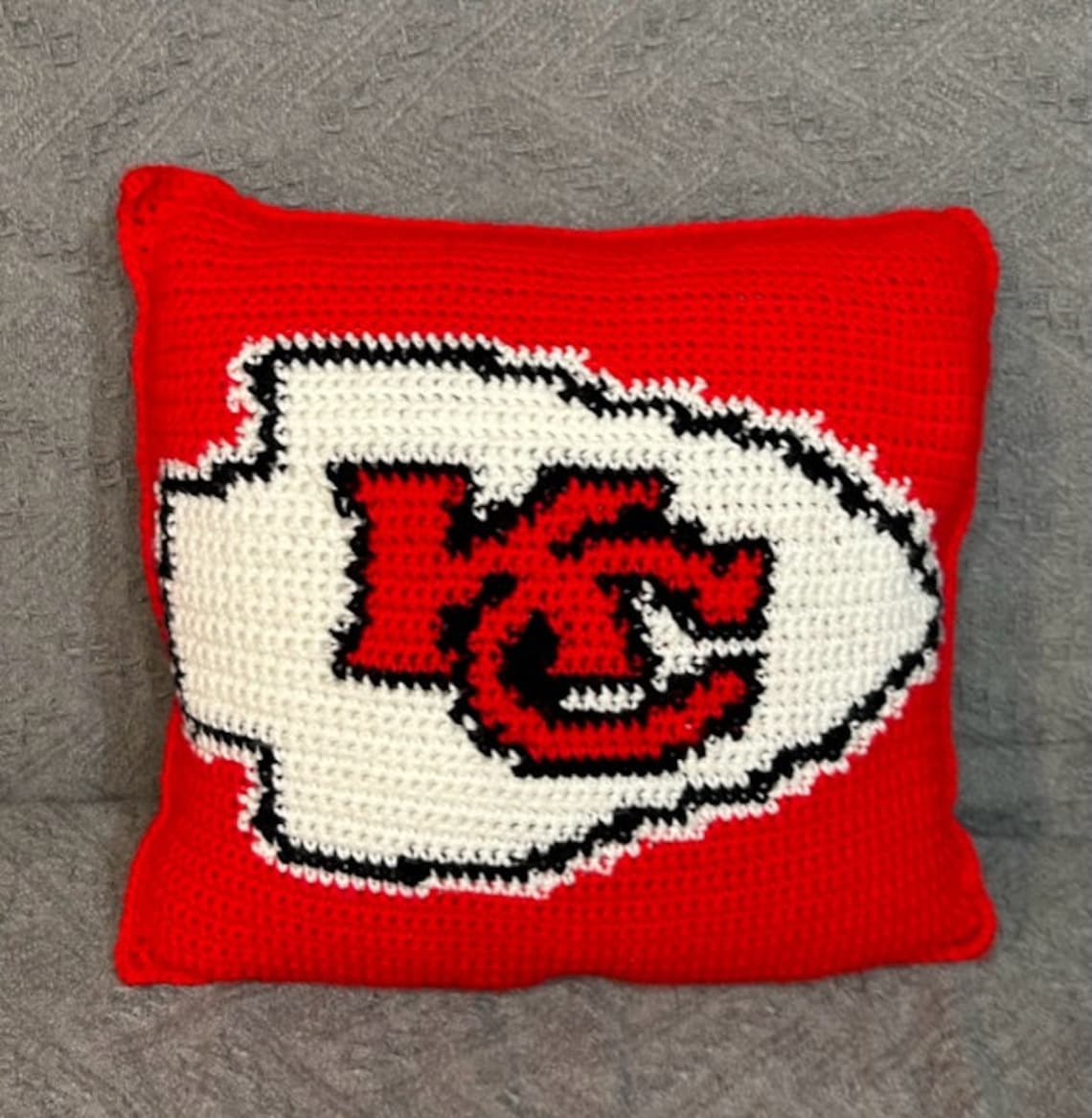 KC Chiefs Crochet Pillow - PATTERN ONLY - Etsy