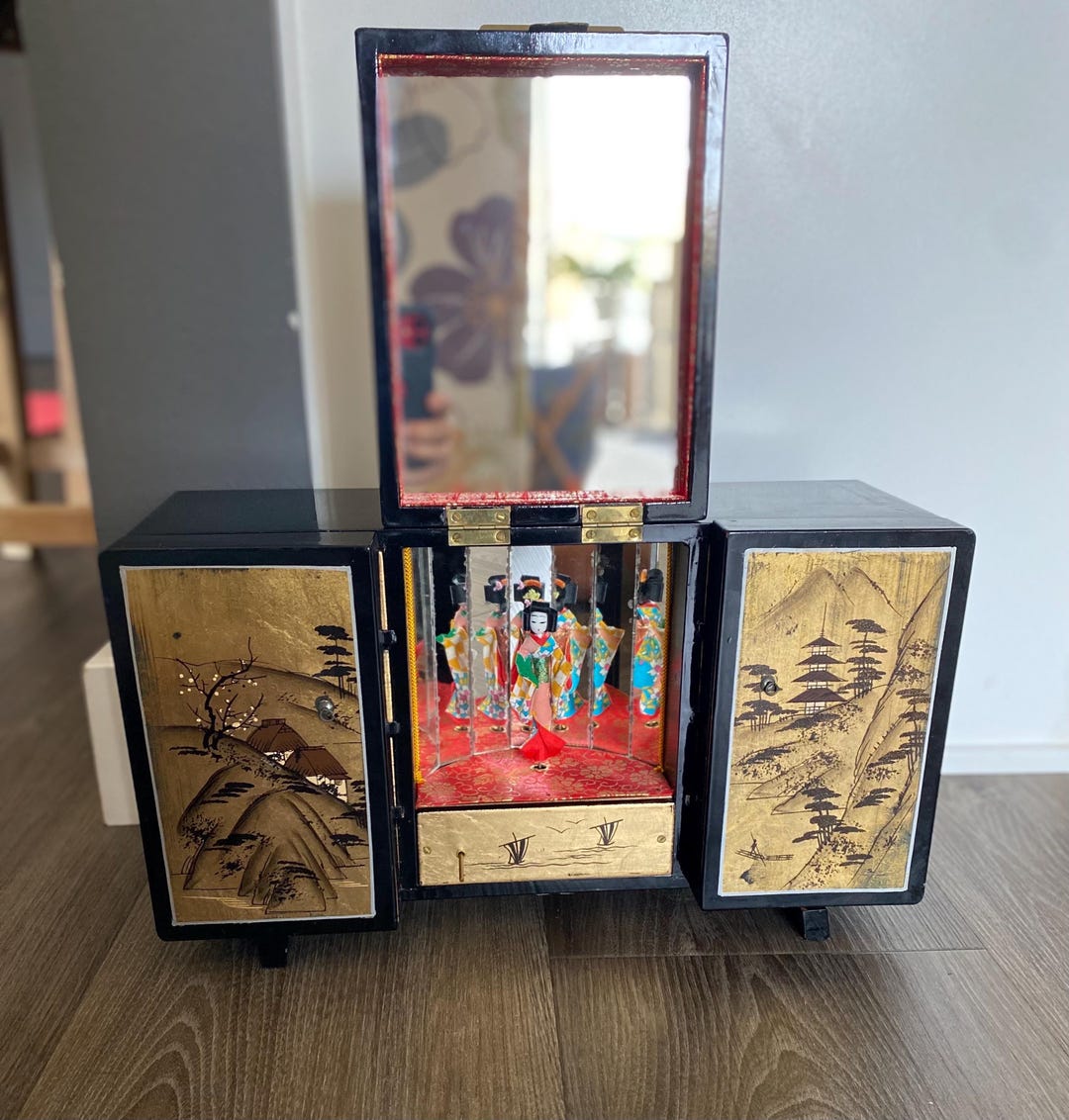 Vintage Japanese Music Box, Black Laquered Jewerly Box, Geisha ...