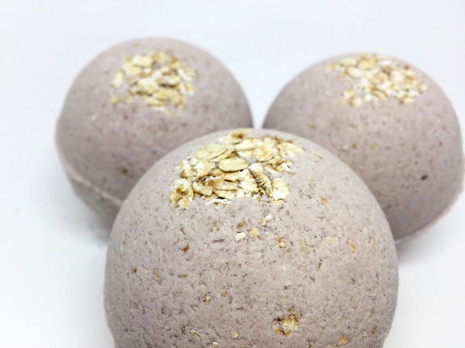 Purple Clay Bath Bomb, Natural Bath Bomb, Bath Fizzy, Oatmeal Bath Bomb ...