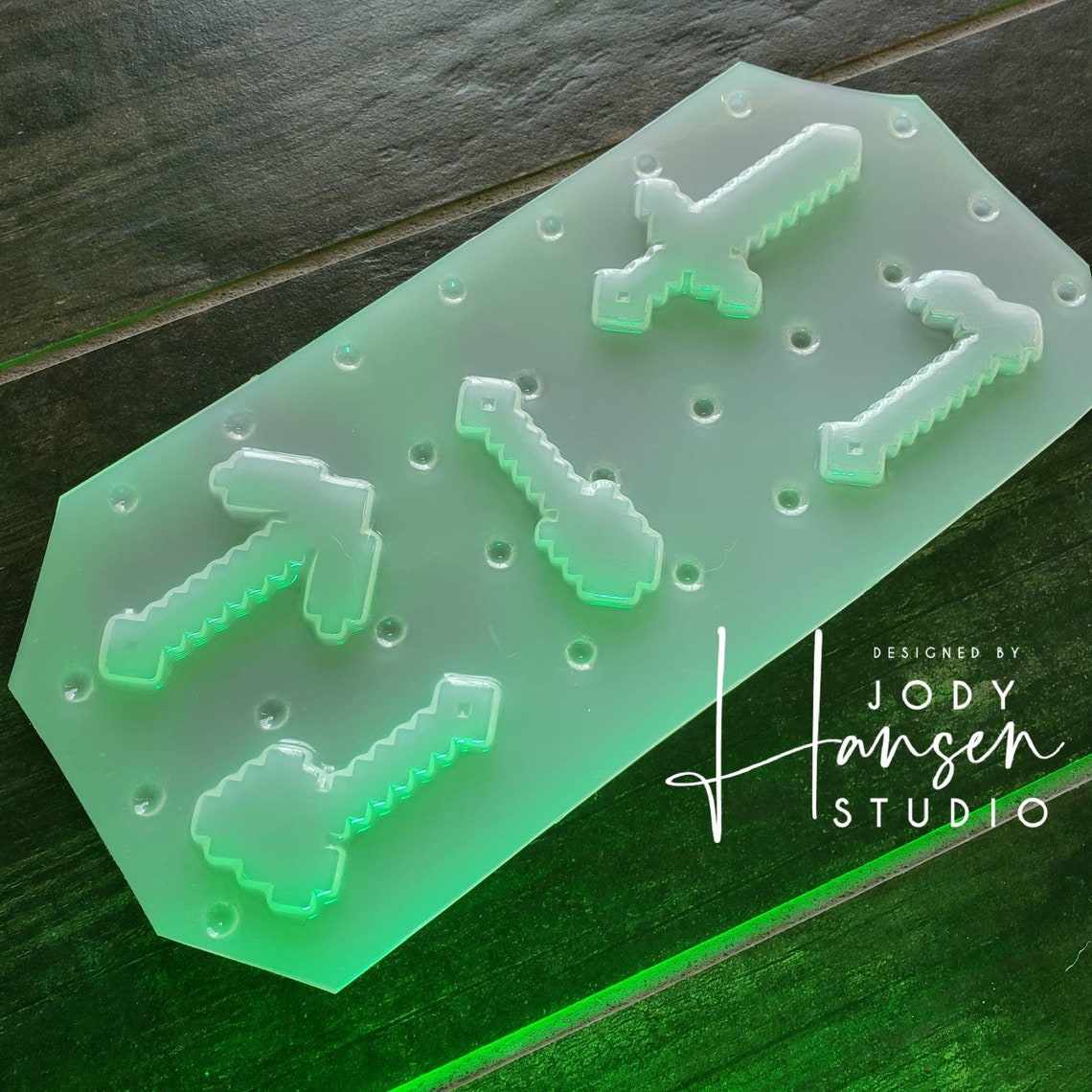 Pixel Weapons Pallet Mold Small Mold Soap Mold Wax Mold | Etsy