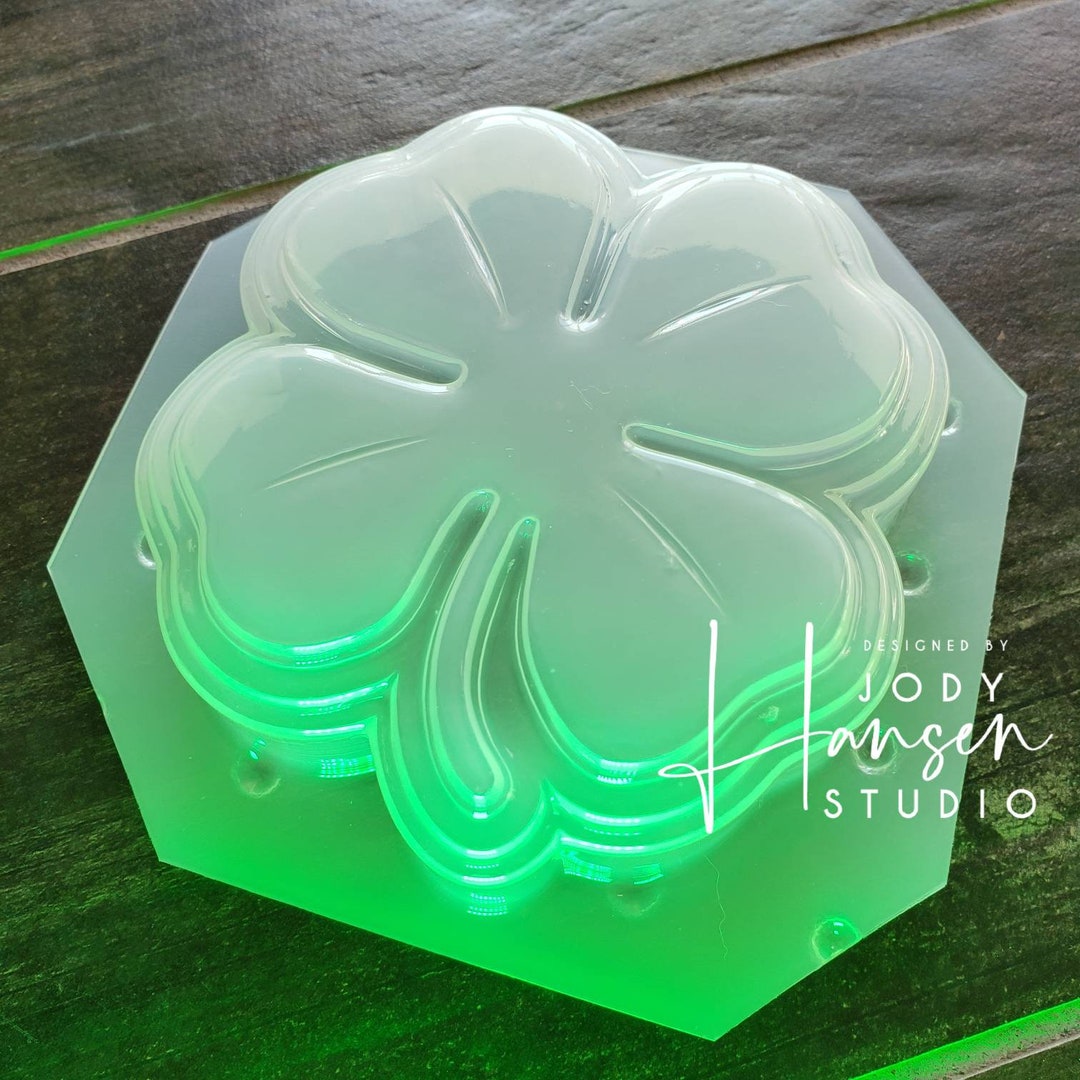 4 Leaf Clover Mold | Bath Bomb Mold | Soap Mold | Wax Mold | Plastic ...