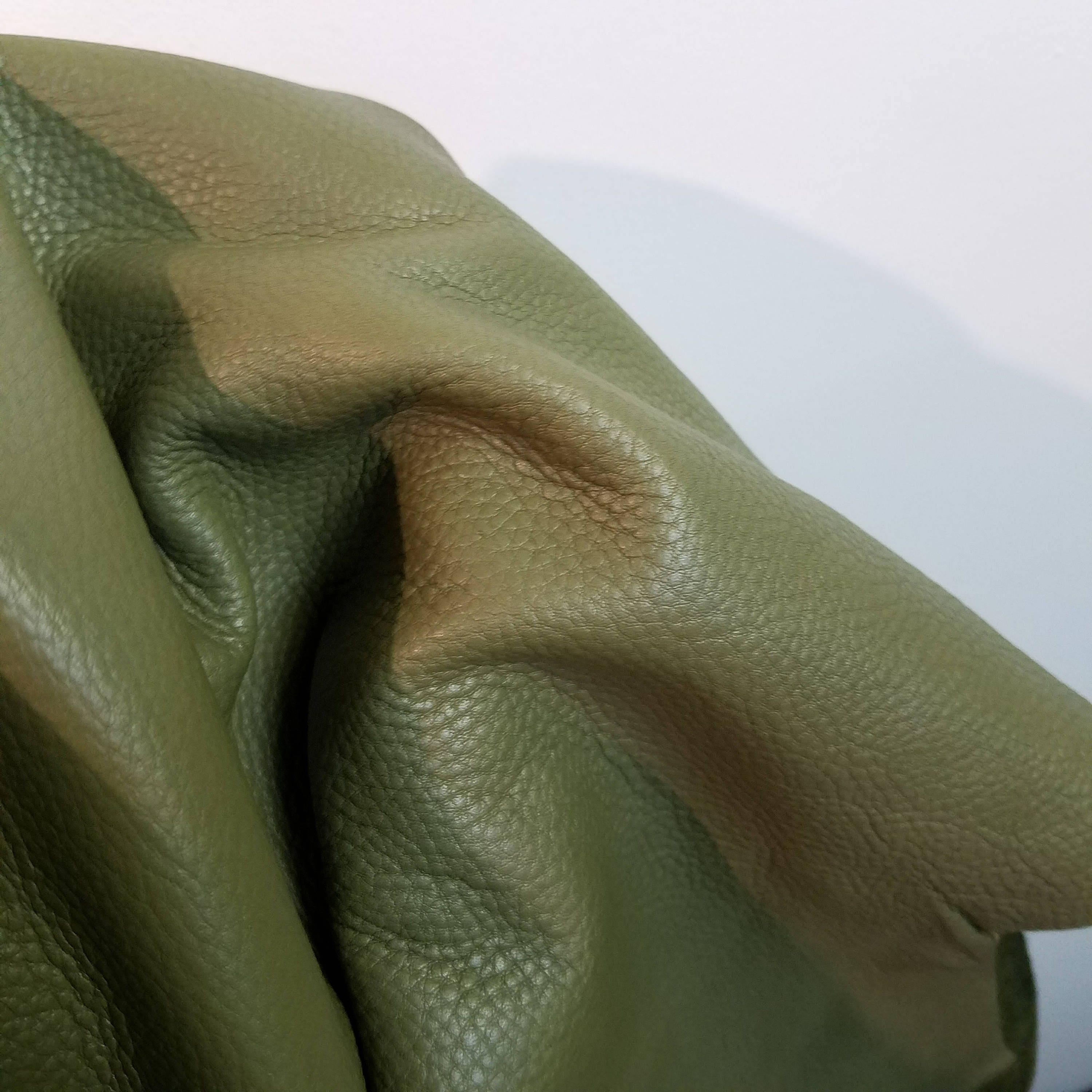 Leather 18-20 sq.ft Green nappa fullgrain naturally tumbled grain 2.5 ...