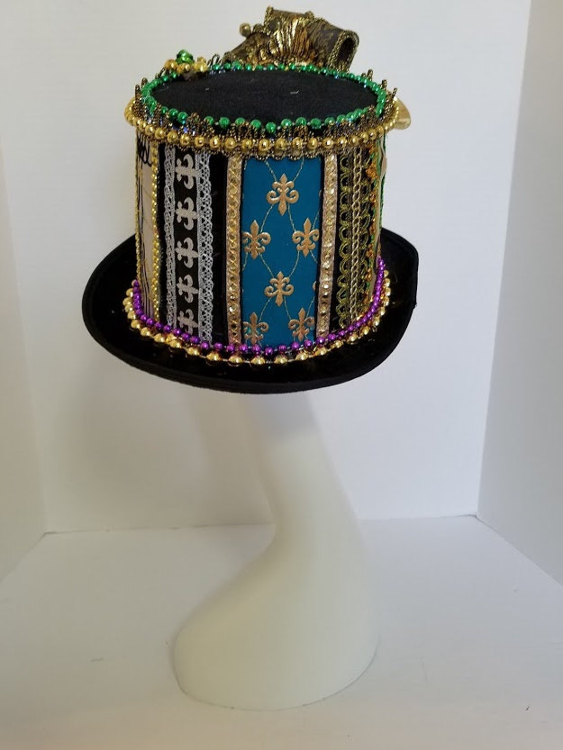 Lighted Mardi Gras Top Hat Masquerade Hat Lighted Jester | Etsy