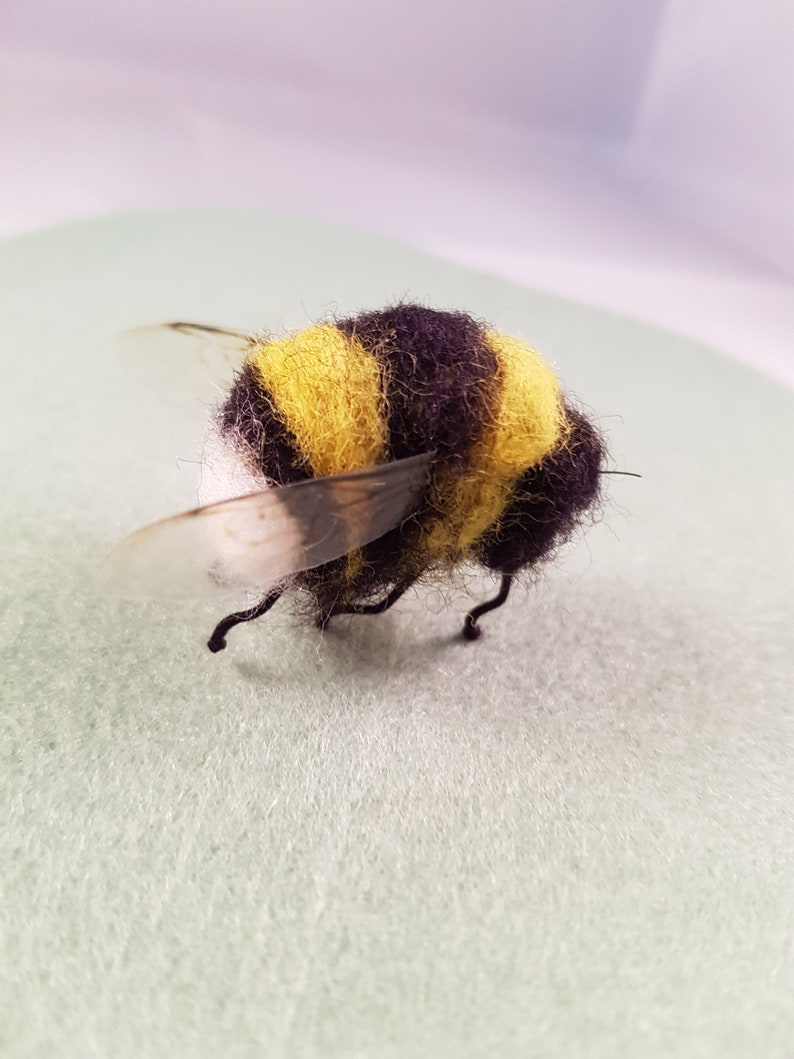 Needle Felted Bumble Bee on Nylon Thread Hanging Window - Etsy