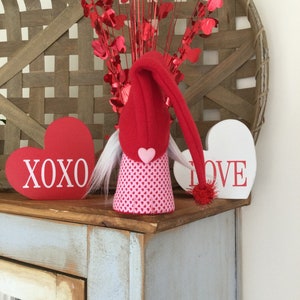 Valentines Day Gnome, Valentine Gnome, Tiered Tray Decor, Gnome - Etsy