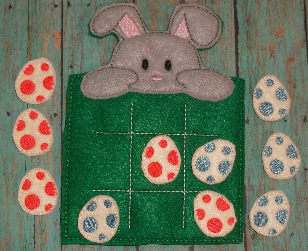 Peeking Easter Bunny Tic Tac Toe Felt Game Embroidered Board Games ...