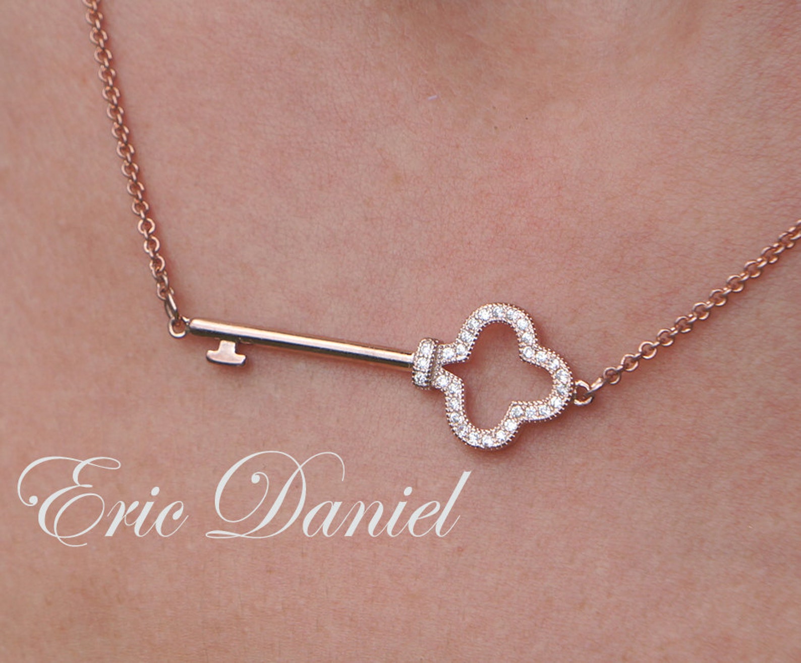 10K, 14K or 18K Solid Gold Sideways Key Necklace With Clover Flower ...