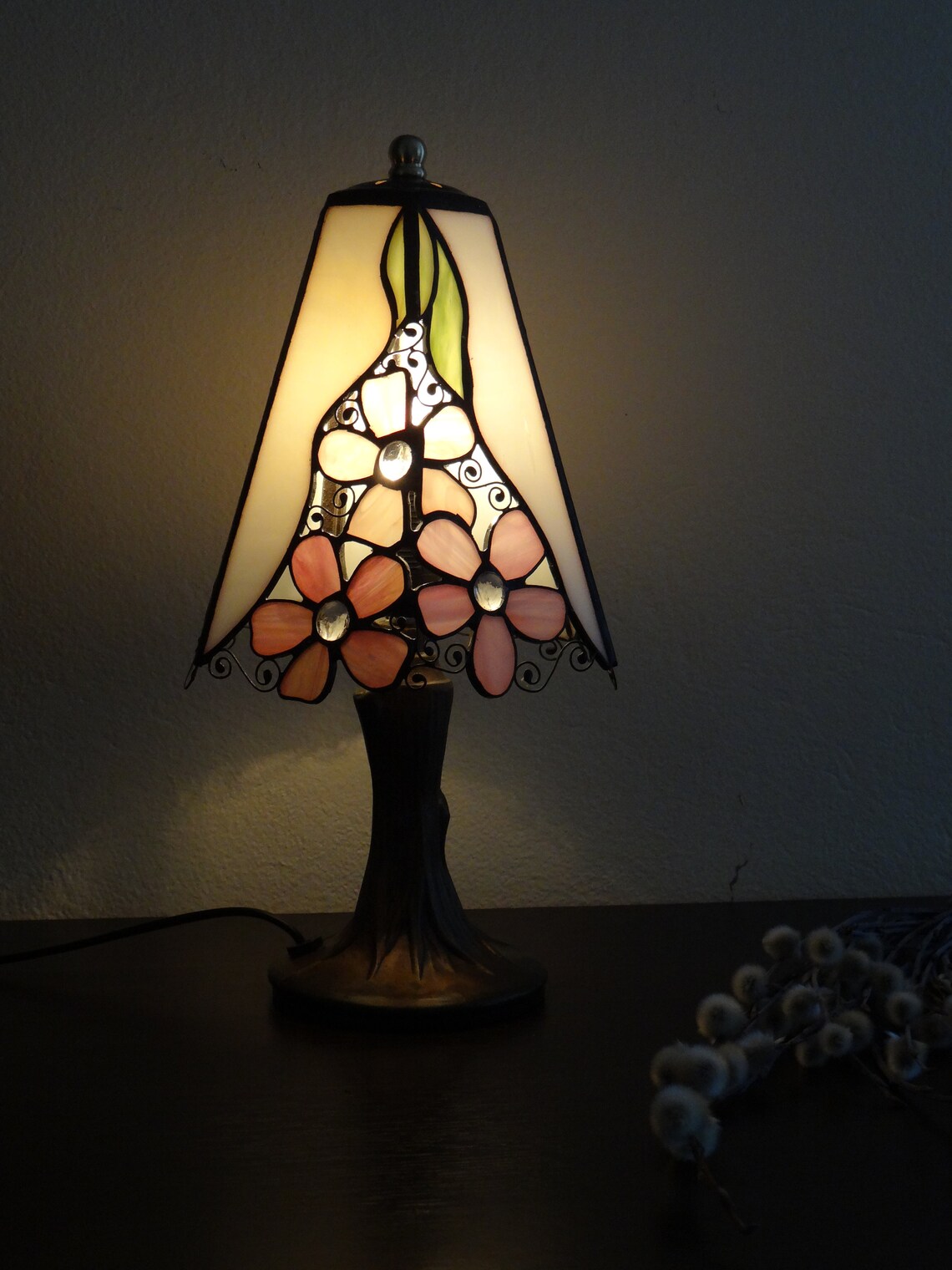 Pink Flower Lamp Ivory Lamp Stained Glass Lamp 6 Panels Lamp - Etsy