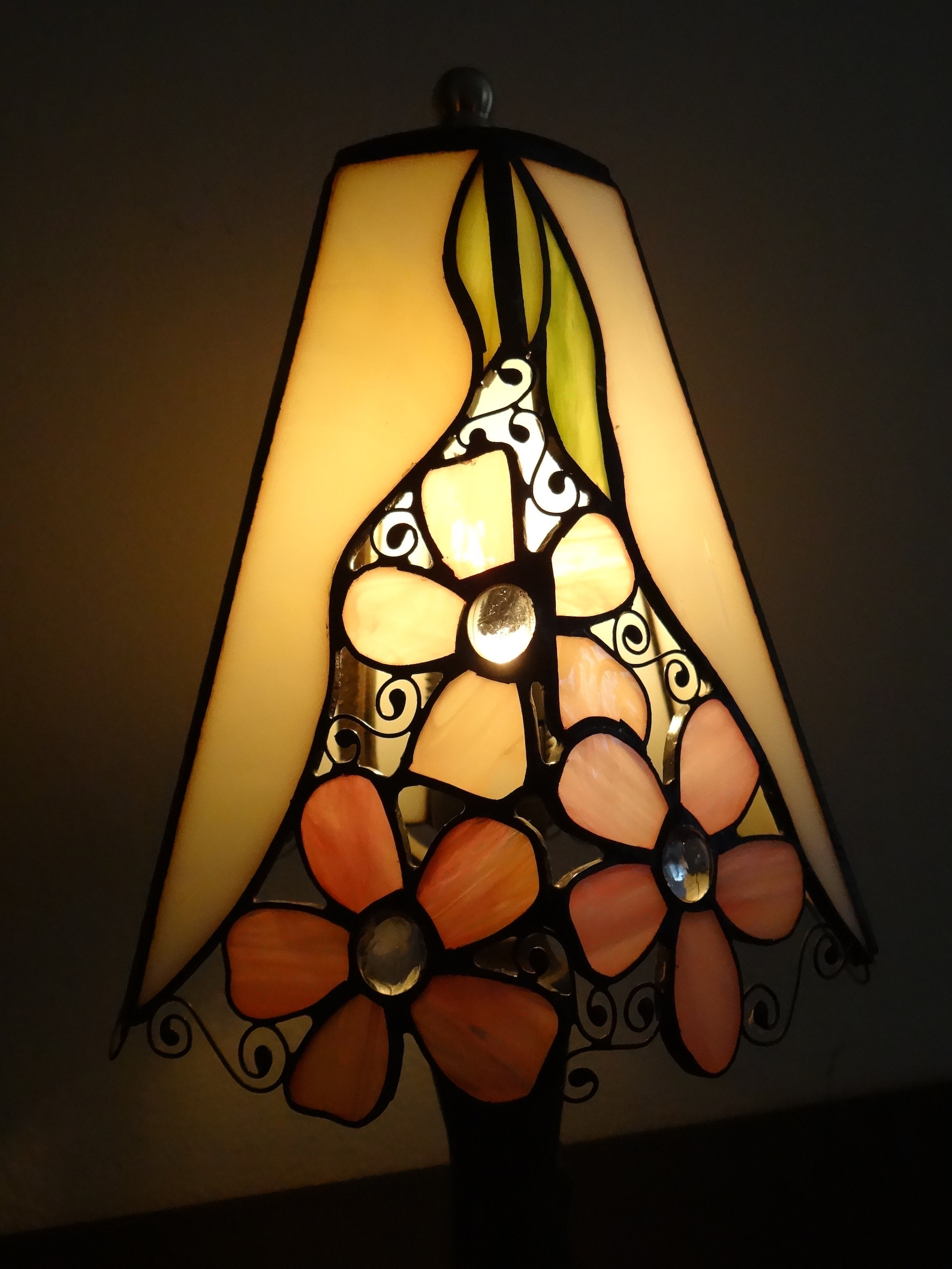 Pink Flower Lamp Ivory Lamp Stained Glass Lamp 6 Panels Lamp - Etsy