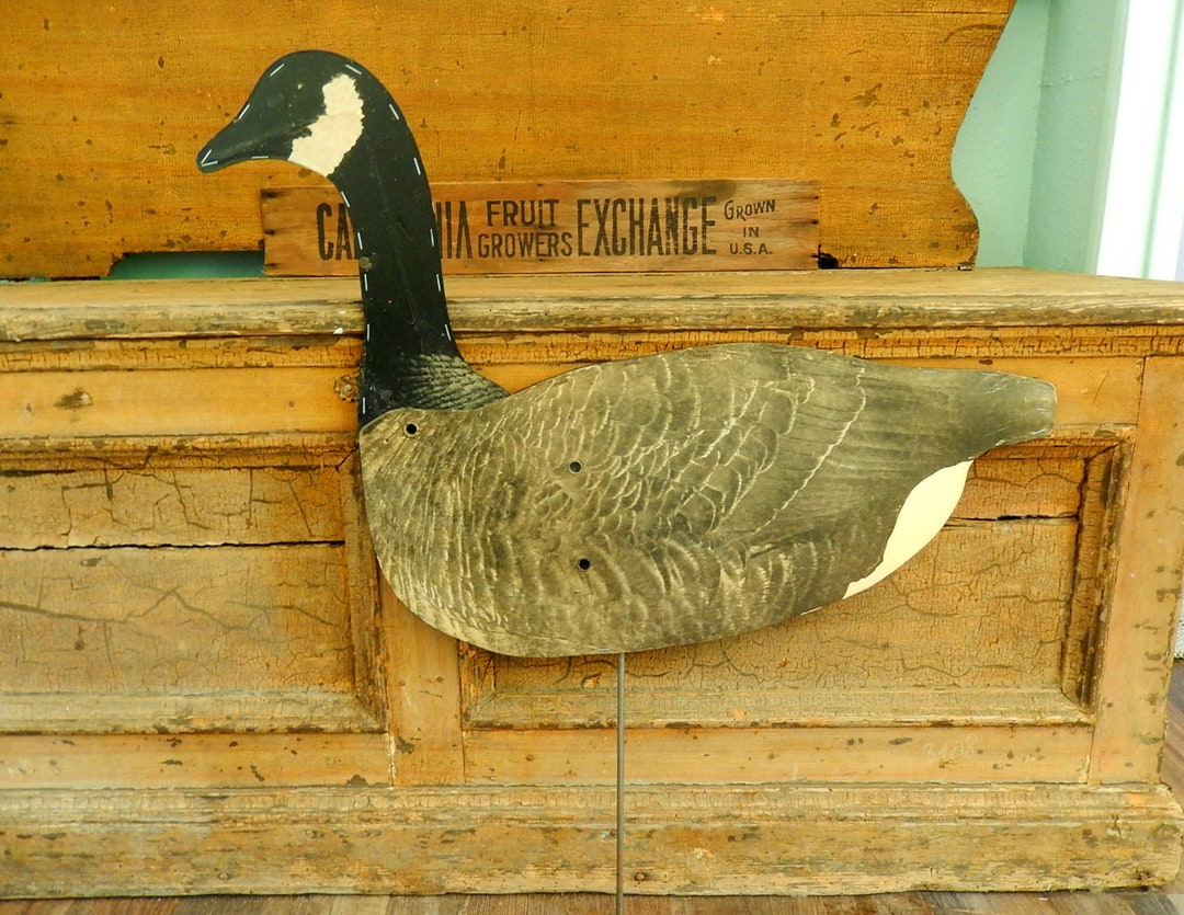 Large Vintage Canadian Goose Decoy on Metal Stand ~ Wax Paper ~ Paste ...